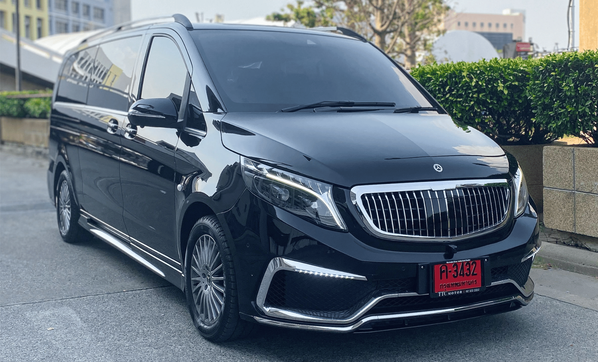 Mercedes-Benz V-Class